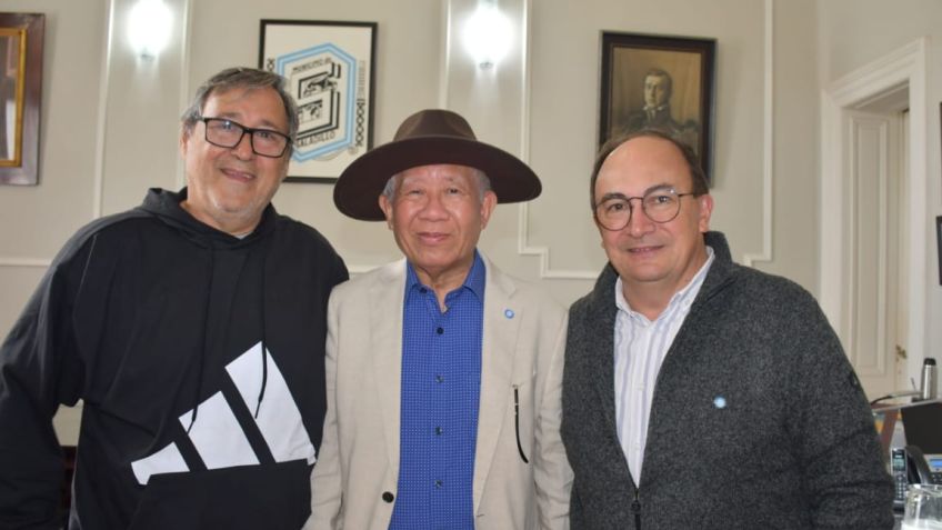 El Intendente Municipal recibió y mantuvo un encuentro con el Dr. Jorge ...