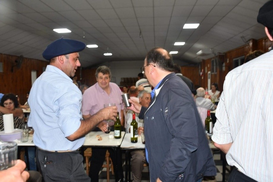 Cena de camaradería organizada por los integrantes del Centro ...